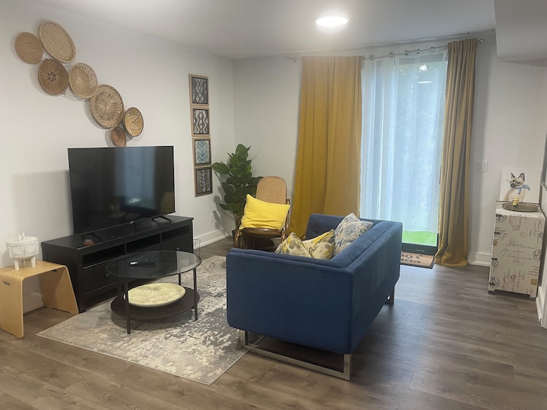 Cozy Retreat! Perfect For Two. Relax & Unwind In This Charming Space. - 奧沙華