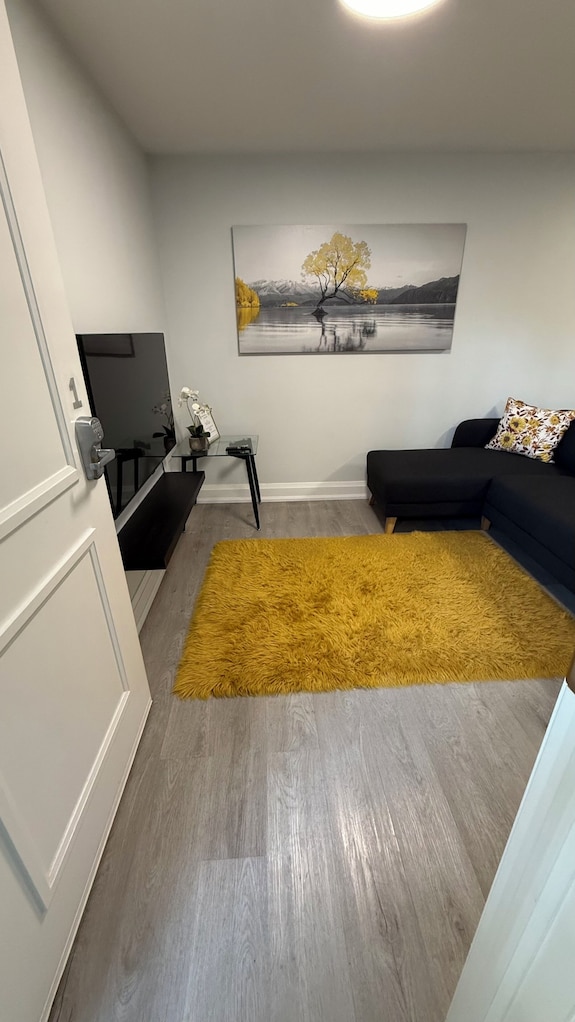 Brand New 2 Bedroom Basement Apartment - Pickering