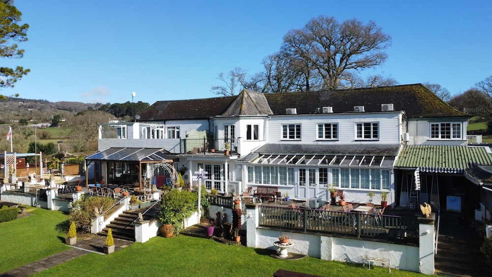 Oyo Lavender House Hotel - Dartmoor Forest