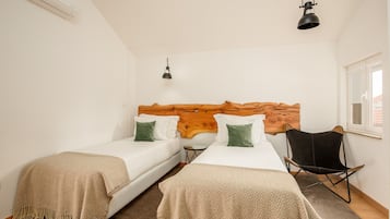 Apartamento | 2 quartos, com mobília individualizada, ferro/tábua de engomar