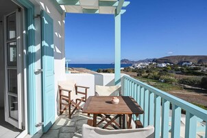 Quarto Quádruplo, varanda, vista para o mar | Terraço/pátio interior