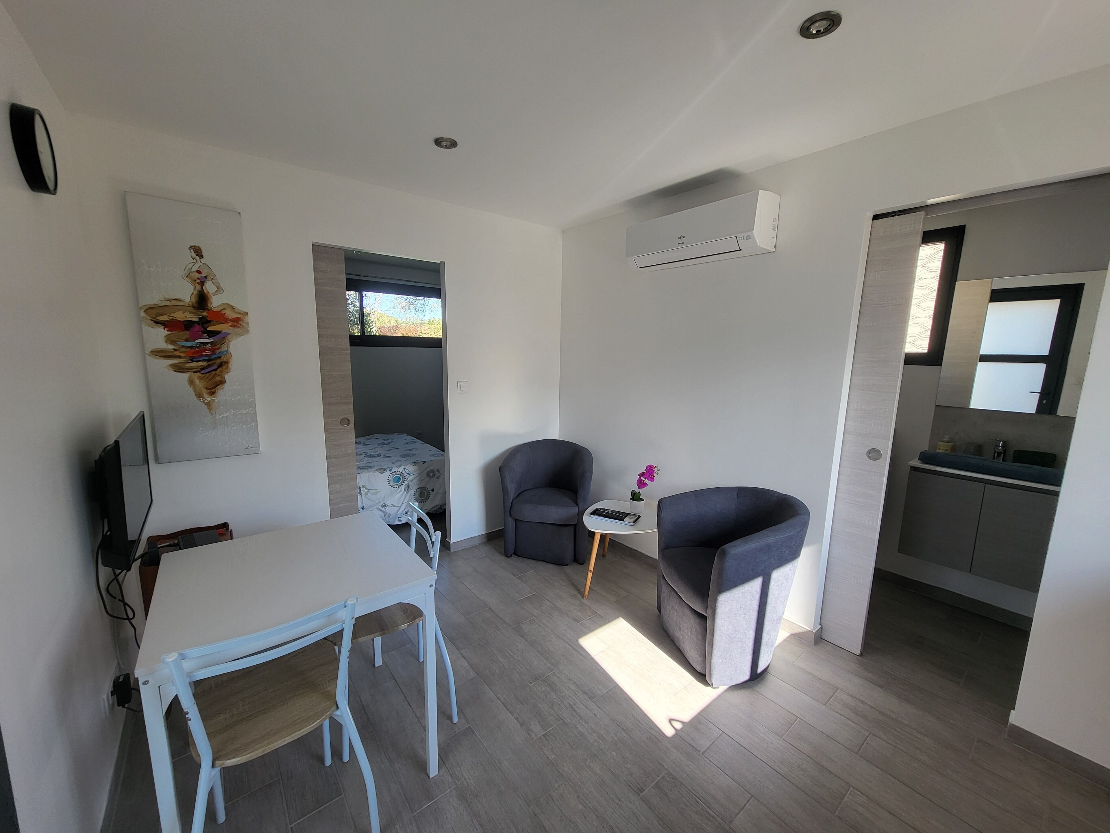 Mini Villa In Lecci For Couples 5 Km From The Beach Of St Cyprien And Cala Rossa - Corsica