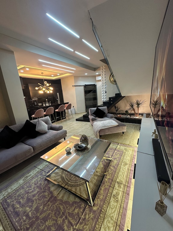 Luxury Maisonette Villa In The Heart Of Sousse Steps From Vibrant Entertainment - Sousse