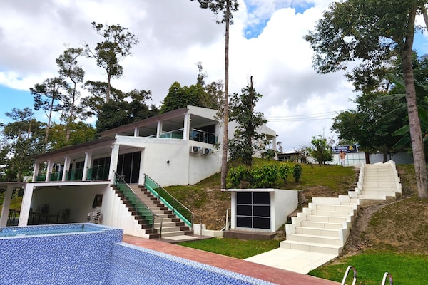 Alsafina Forest Stay - Kemasik