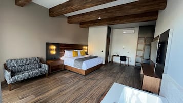 Suíte superluxo, 1 cama King | 1 quarto, cofres nos quartos, cortinas blackout