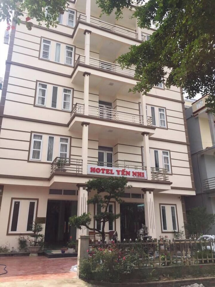 Yen Nhi Hotel Minh Chau - Bayluxury - Quan Lạn