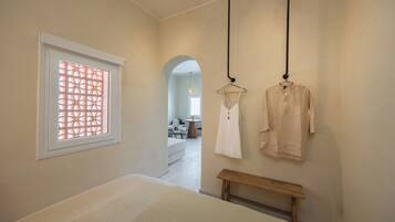 Suite with Caldera, Volcano, Sea View and Private Jacuzzi | 1 quarto, Wi-fi grátis