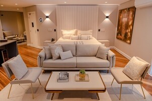 Imperial Suite com varanda, vista, sauna privativa, banheira de hidromassagem e cama king | Cofre no quarto, quartos insonorizados, Wi-fi grátis 