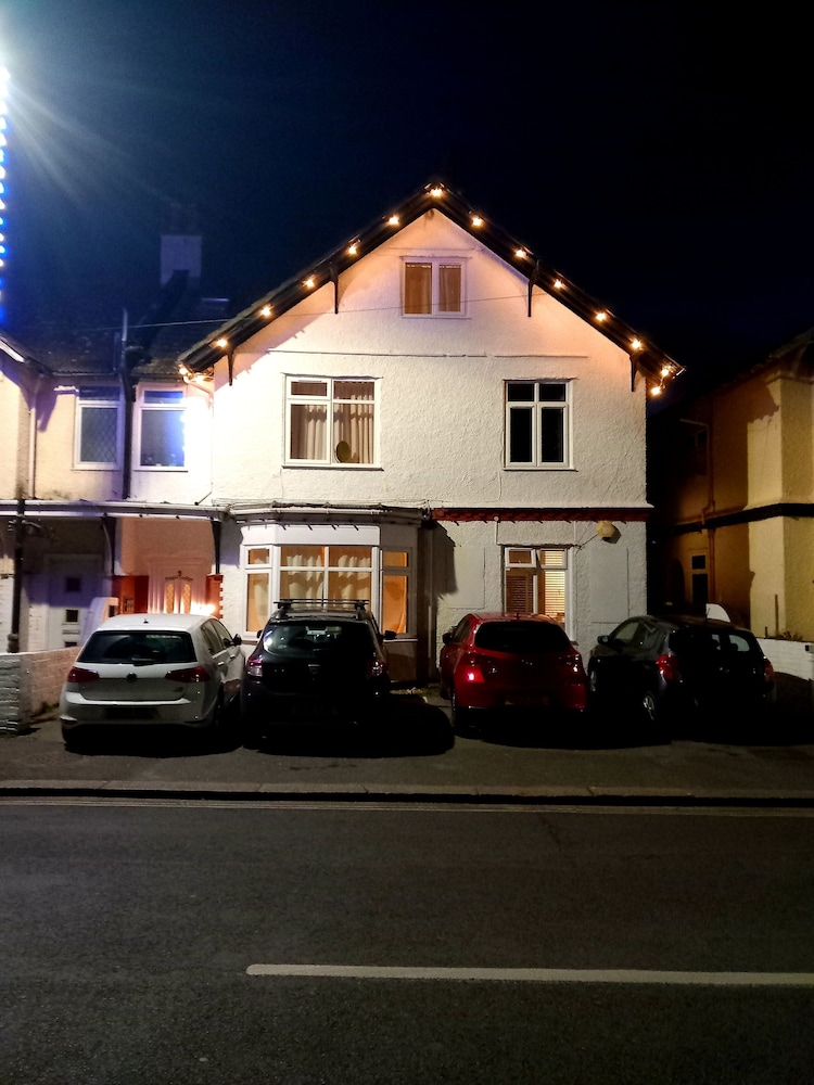 Regis Lodge Guesthouse - Bognor Regis