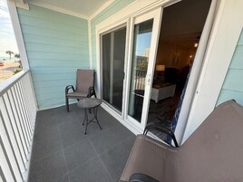 Condo, 3 quartos | Terraço/pátio