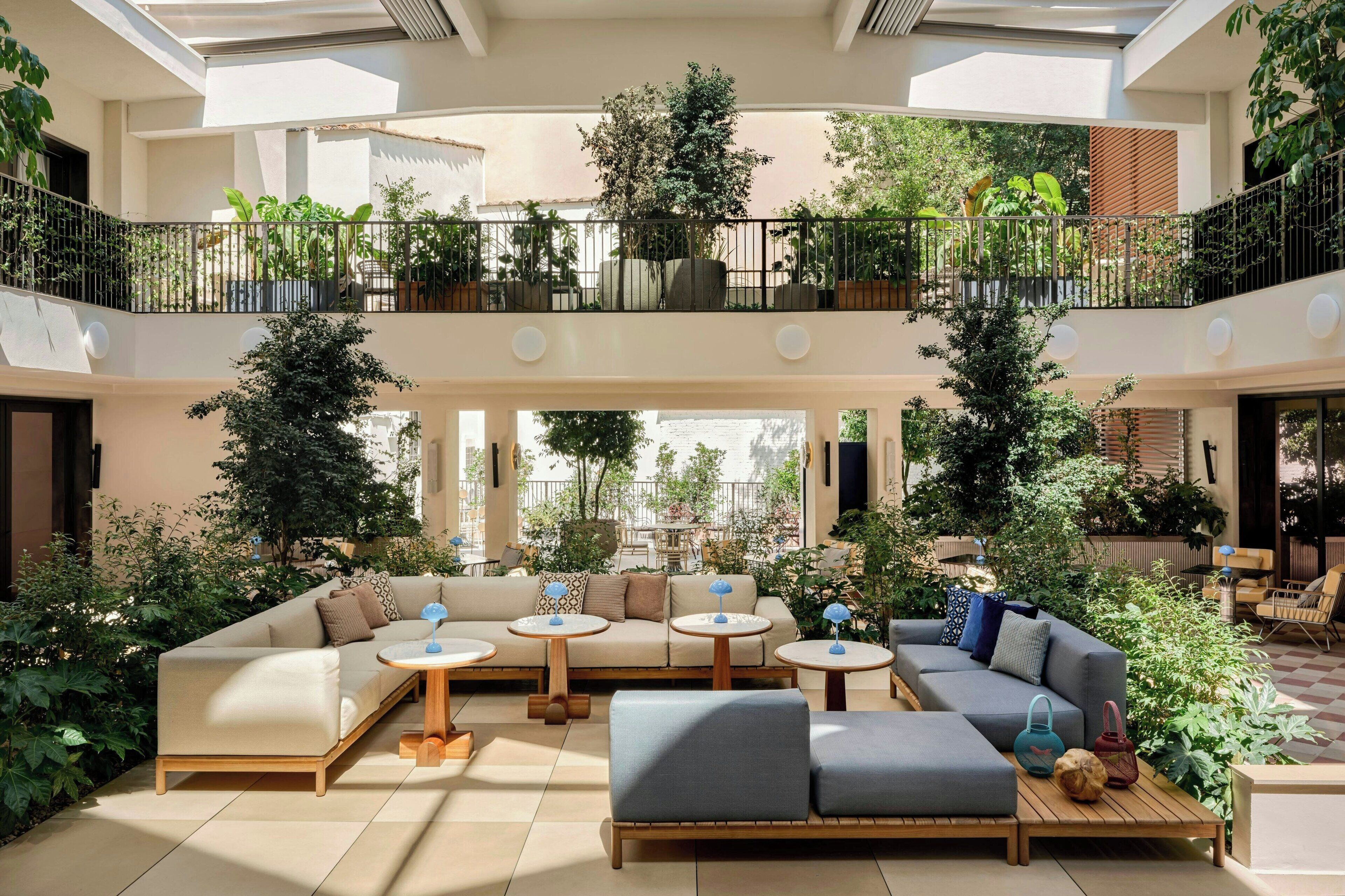 3 bares/lounges, este bar no lobby do hotel 