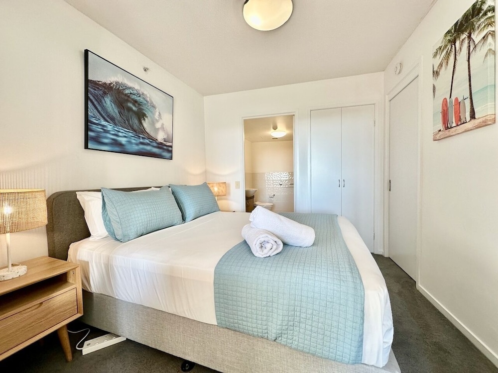 Savannah - Broadbeach