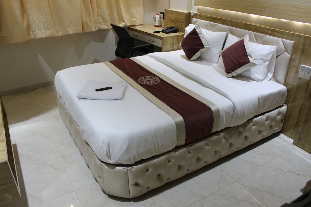 Hotel Milona - Thane