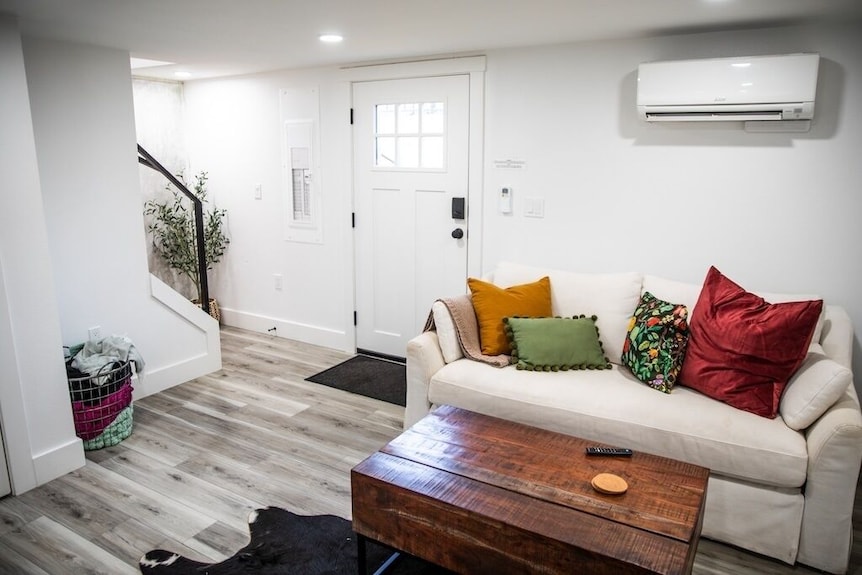 Stunning 5 Bedroom Smart House! - Portland, OR