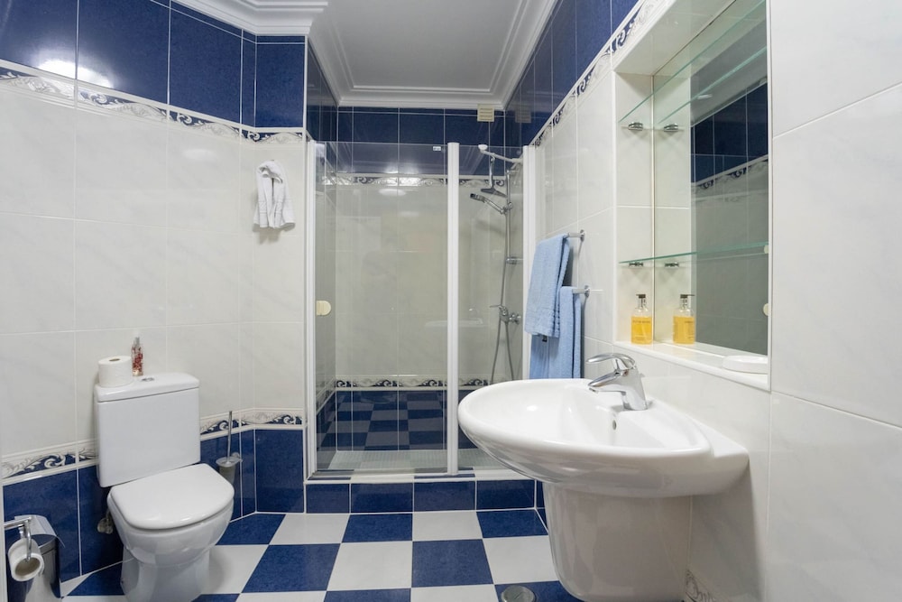 49 Presa Da Moura Superbly 2 Bed Townhouse Clos - Portimão