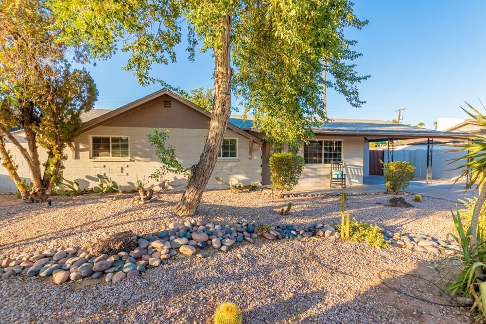 Sunset Asu Private Pool Updated Kitchen Baths - Tempe, AZ