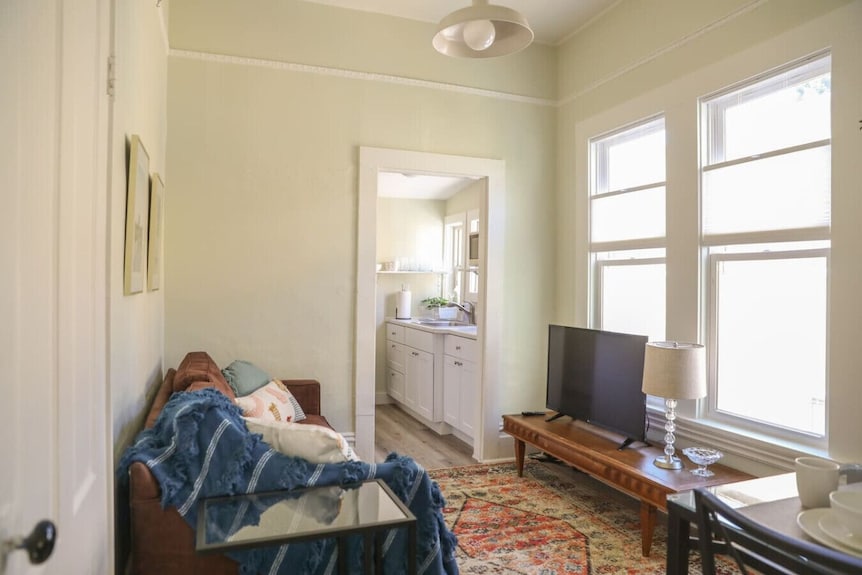 Charming 1br Apt Near Piedmont Ave In Oakland - Oakland, CA
