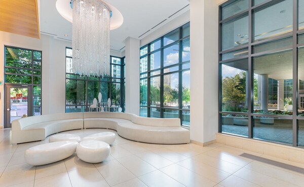 Toronto Waterfront Stay - Mississauga