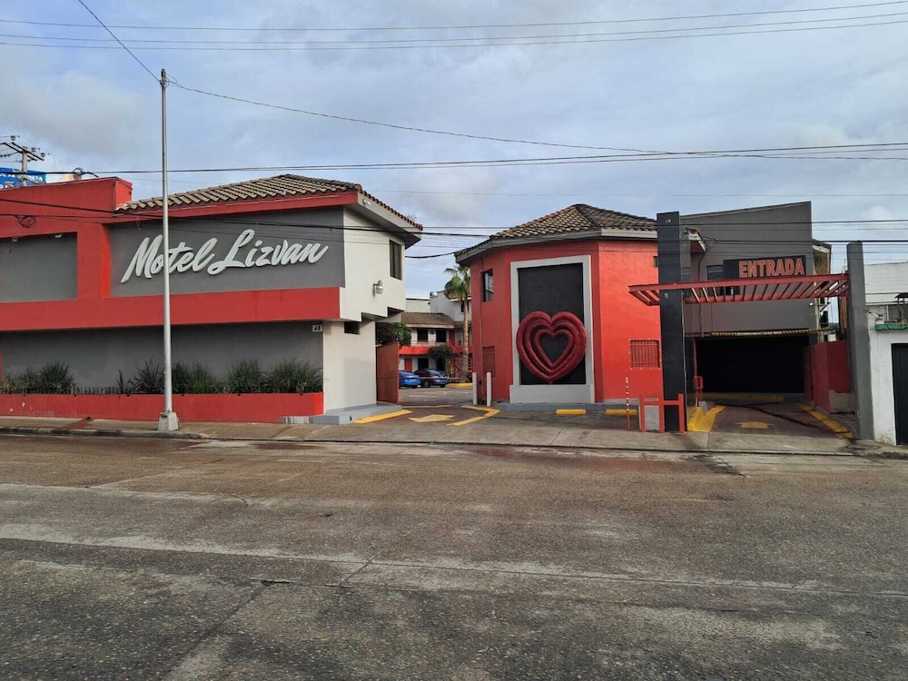 Lizvan Hotel Motel - Tijuana