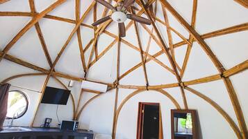 Cabine, vista para a piscina | Wi-fi grátis