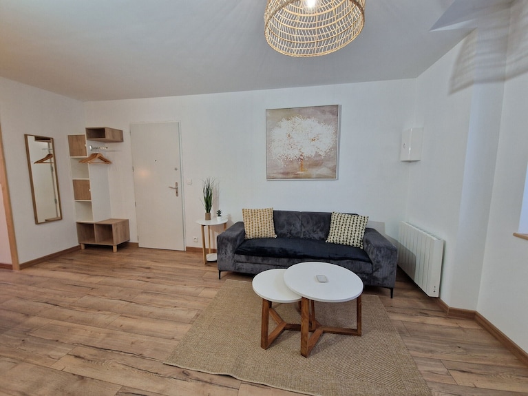 Modern And Quiet Studio With Parking In Châteauroux - Châteauroux