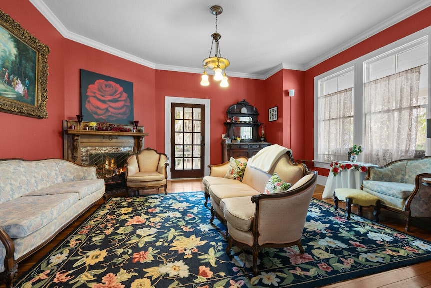 7 Br/ 7 Ba, Huge Porches, Perfect For An Event - Gainesville, FL