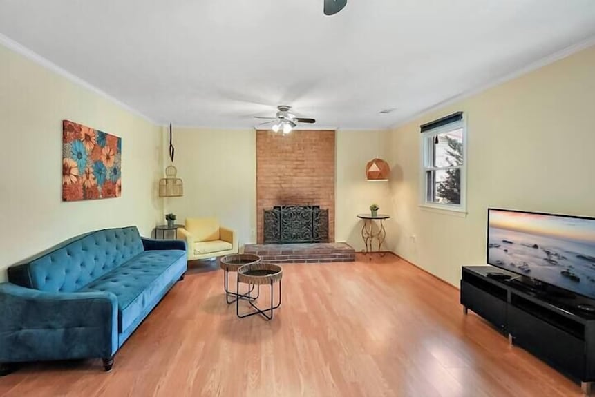 Vibrant | 4 Bedroom | In Heart Of Tyson's Corner - Fairfax, VA