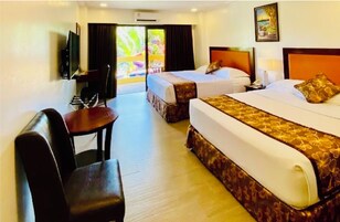 Quarto Duplo ou Twin Panorâmico, banheira, vista para a piscina | Lençóis de algodão egípcio, roupa de alta qualidade, cofre no quarto