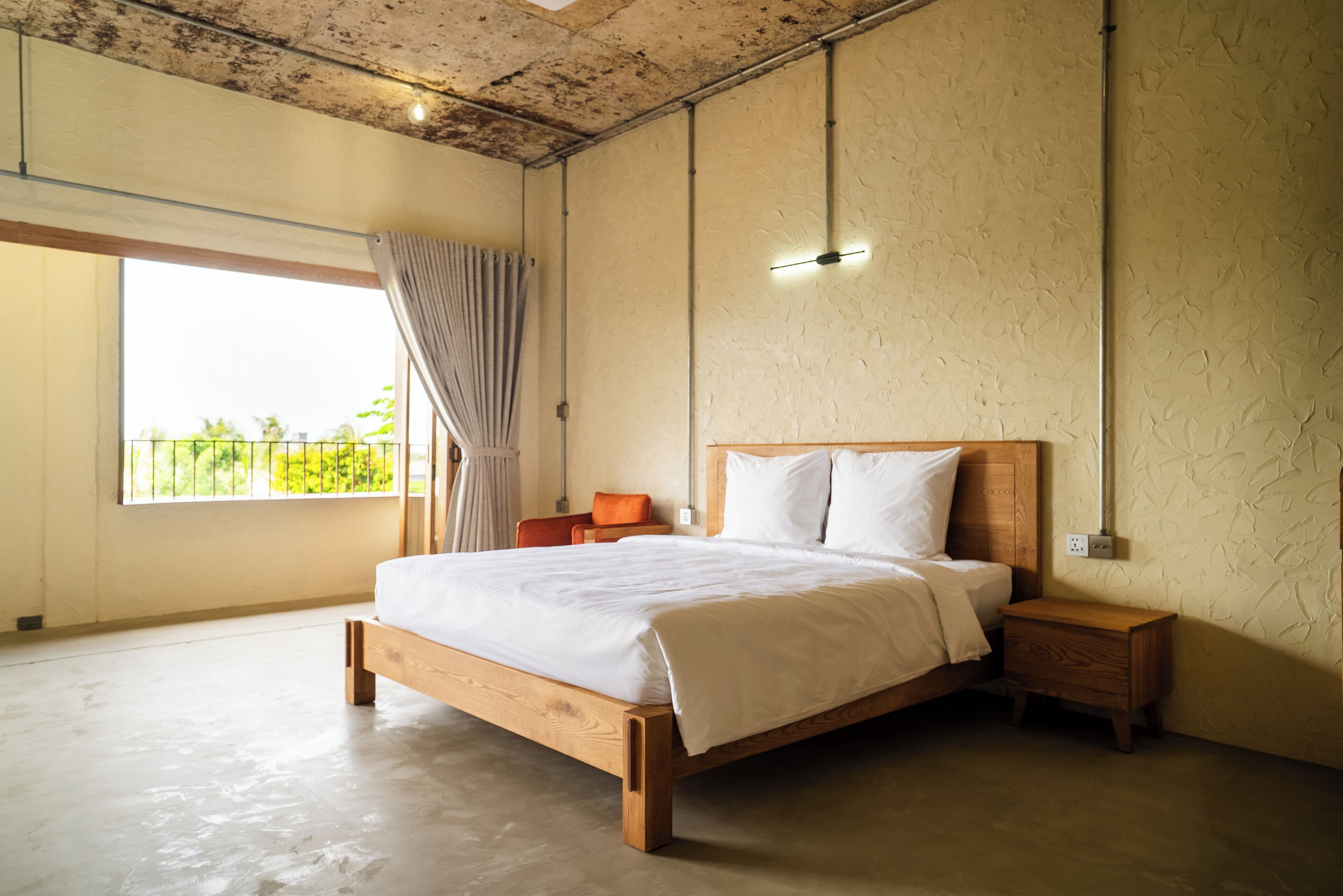 Quarto quádruplo standard | Roupas de cama premium