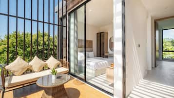 Villa Deluxe, 3 quartos, varanda, vista para o jardim | Varanda