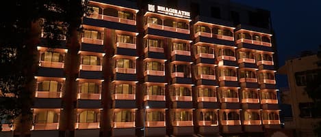 Fachada da propriedade