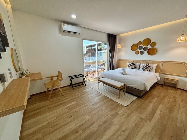 Charm Hostel At Pratumnak - Pattaya City