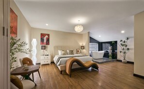 Executive Suite With City View | Pormenores do interior