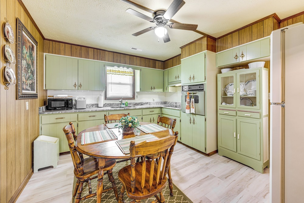 Scenic East Alabama Retreat On 2 Acres - Alabama