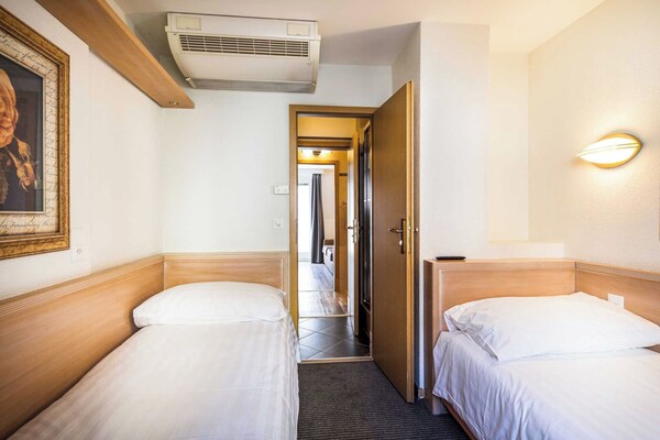 Appartement Moderne - Ac-1br-4p- Geneve - Geneva