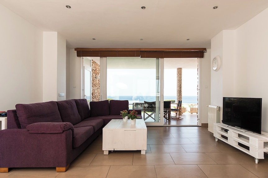 Villa En Ciutadella En Primera Línea De Mar - Menorca