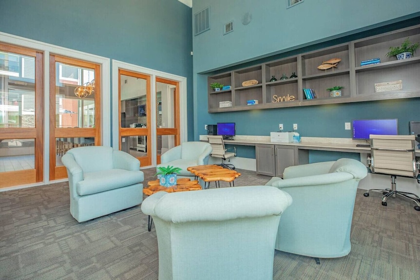 Spring Modern 1 Br King Long Term Fully Equipped - Houston George Bush Airport (IAH)