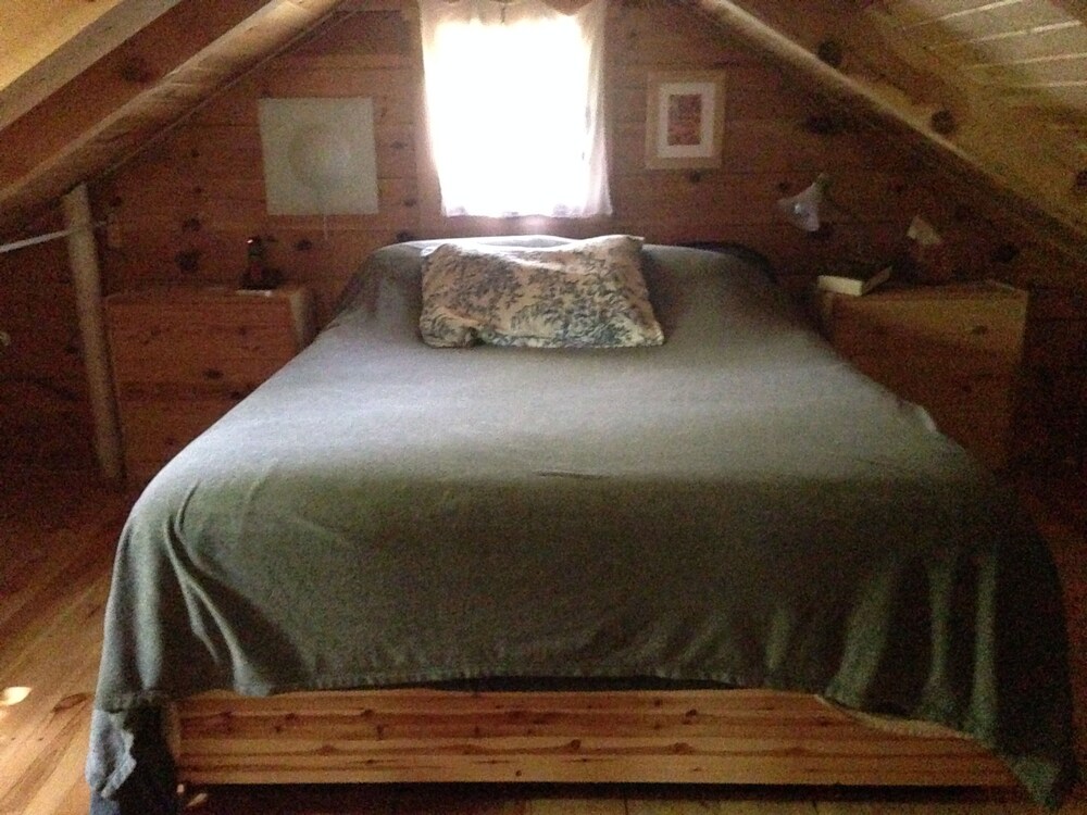 The Hermitage: An unplugged getaway in the woods on gorgeous Madeline ...