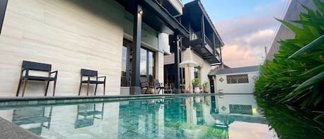 Piscina exterior