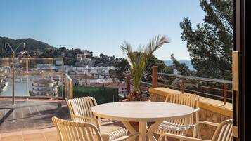 Apartamento, 1 quarto, vista para a piscina | Terraço/pátio interior