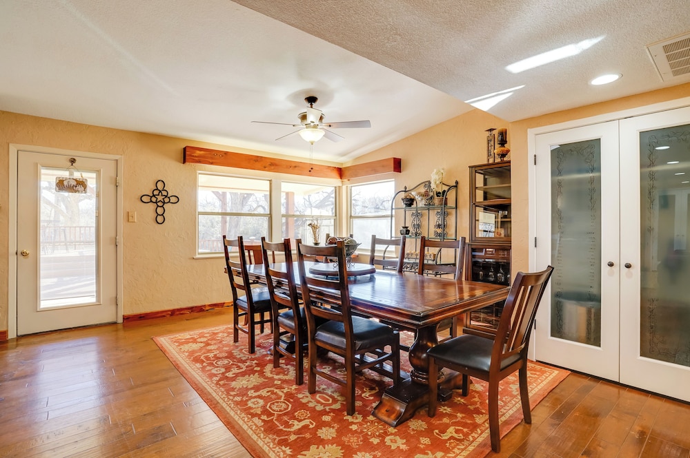 On-site River Access: Fishing Retreat In Granbury! - Granbury, TX