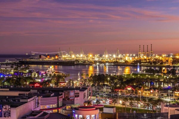 @ Marbella Lane - Panoramic Delight Dream Escape! - Long Beach, CA