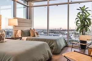 Apartamento, vista para o oceano, em frente ao mar (2 Bedrooms) | 2 quartos, secretária, secretária adequada para computadores portáteis 