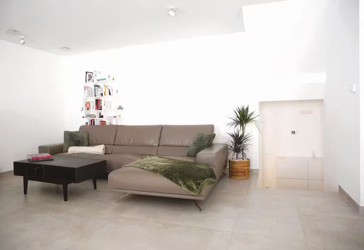 Luxury 2bd Apartment W/parking & Terrace - Luxembourg City