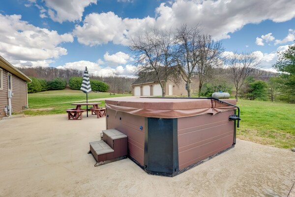 Game Room & On-site Pond: Laurelville Retreat! - Circleville Pumpkin Show