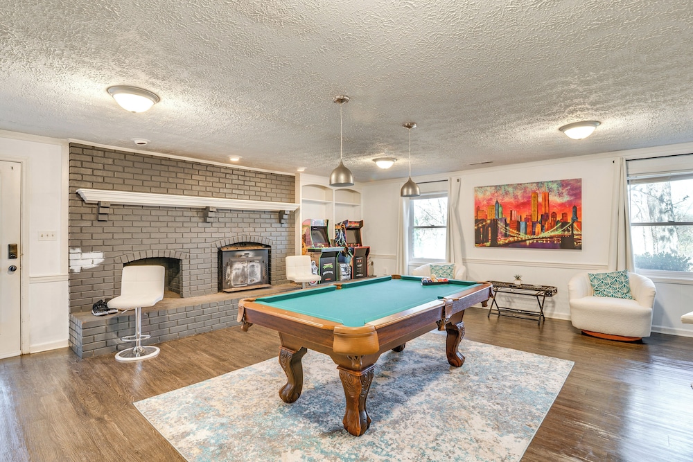 4 Mi To Wku: Hilltopper's Hideaway W/ Grills! - Bowling Green, KY