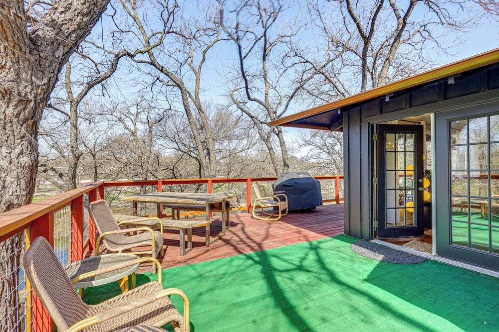 Creekside Cottage W/ Deck & Hot Tub In Belton - Temple, TX
