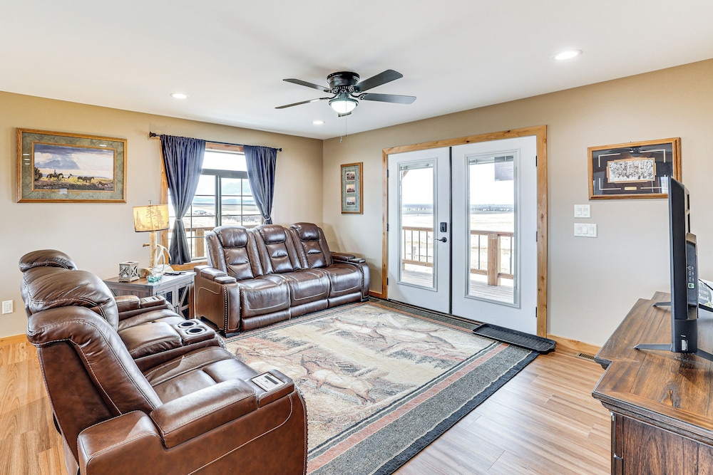 Wraparound Deck: Newly Built Home In Grangeville! - 아이다호