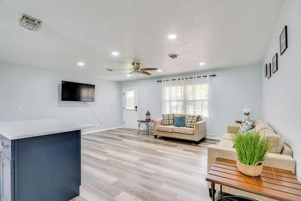 Stay & Play In Belleview: Welcoming Home W/ Yard - Ocala, FL