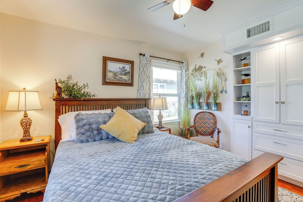 步行至阿塔斯卡德罗市中心:带日光房的小屋! - 阿塔斯卡德羅